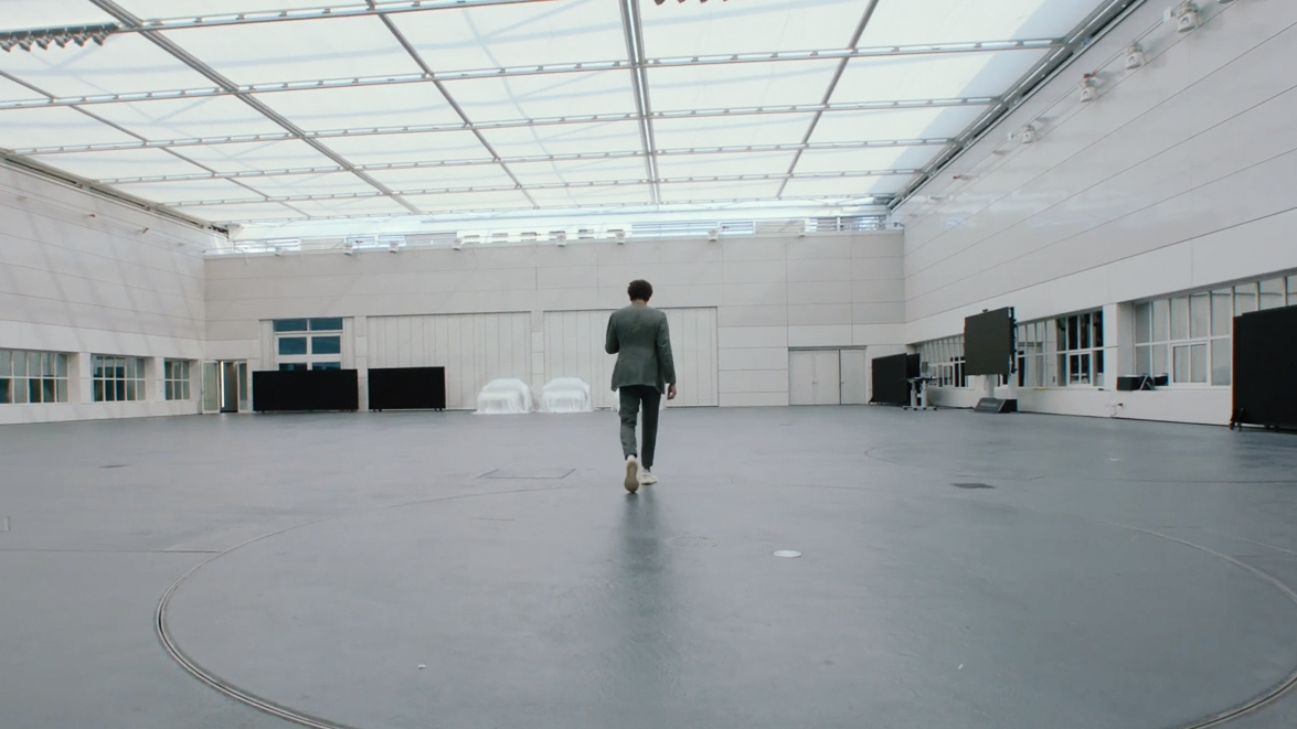 JOSEPH STRAUCH – MINI x PAUL SMITH